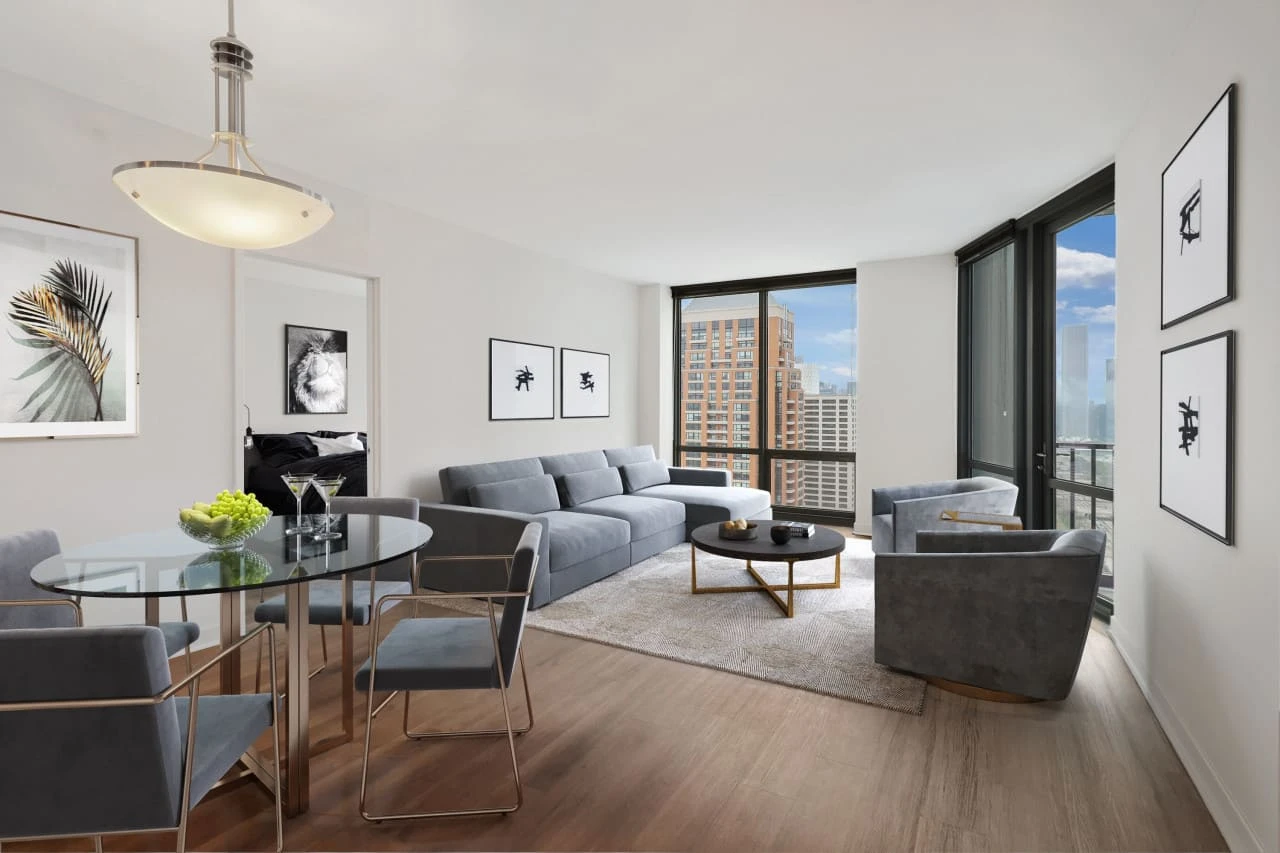 Sky55 Chicago Apartments | AptAmigo
