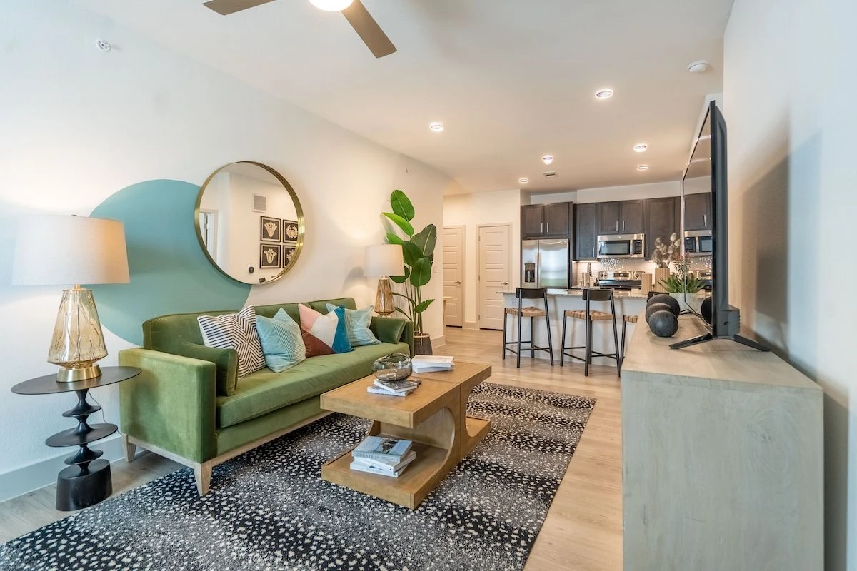 EightyOne10 Blue Goose, Austin | Reviews & Apartments for Rent | AptAmigo