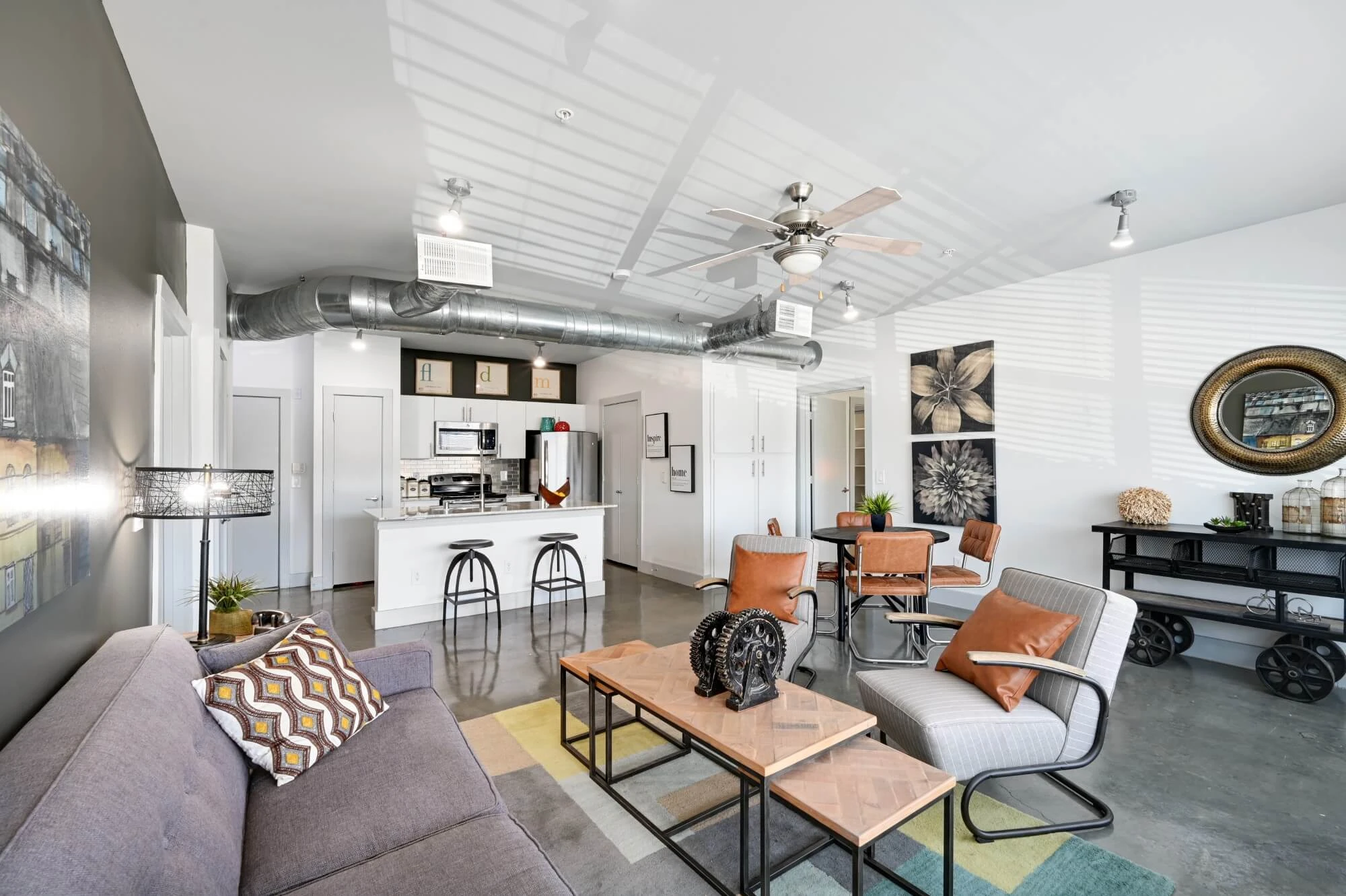 5225 Maple Avenue, Dallas | Reviews & Apartments for Rent | AptAmigo
