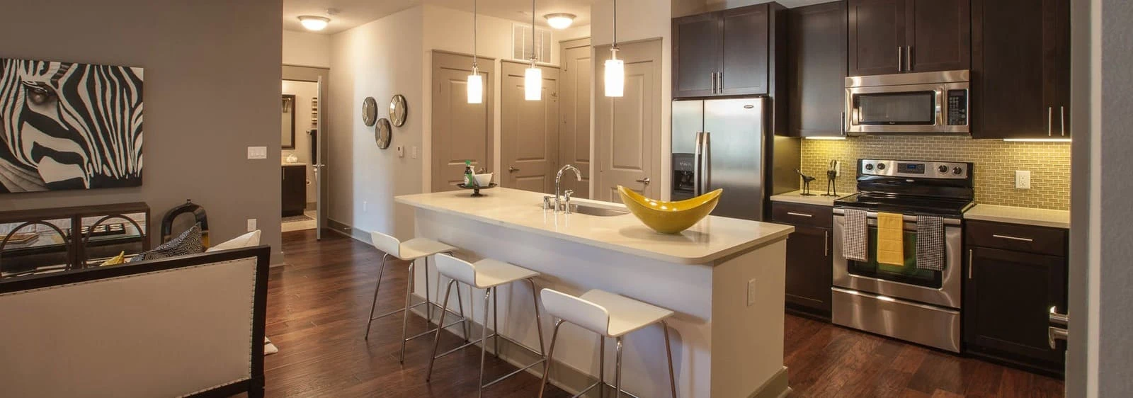 ALMA on Maple Apartments | AptAmigo