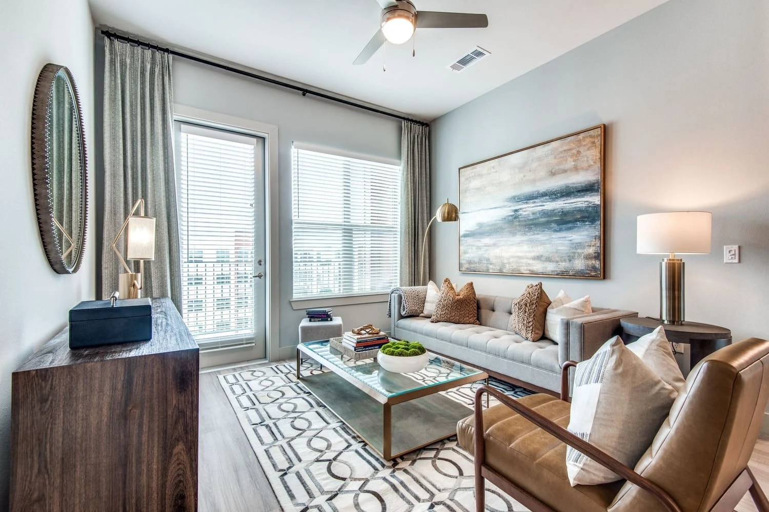 Lumen Apartments: Modern Living in the Heart of the City | AptAmigo